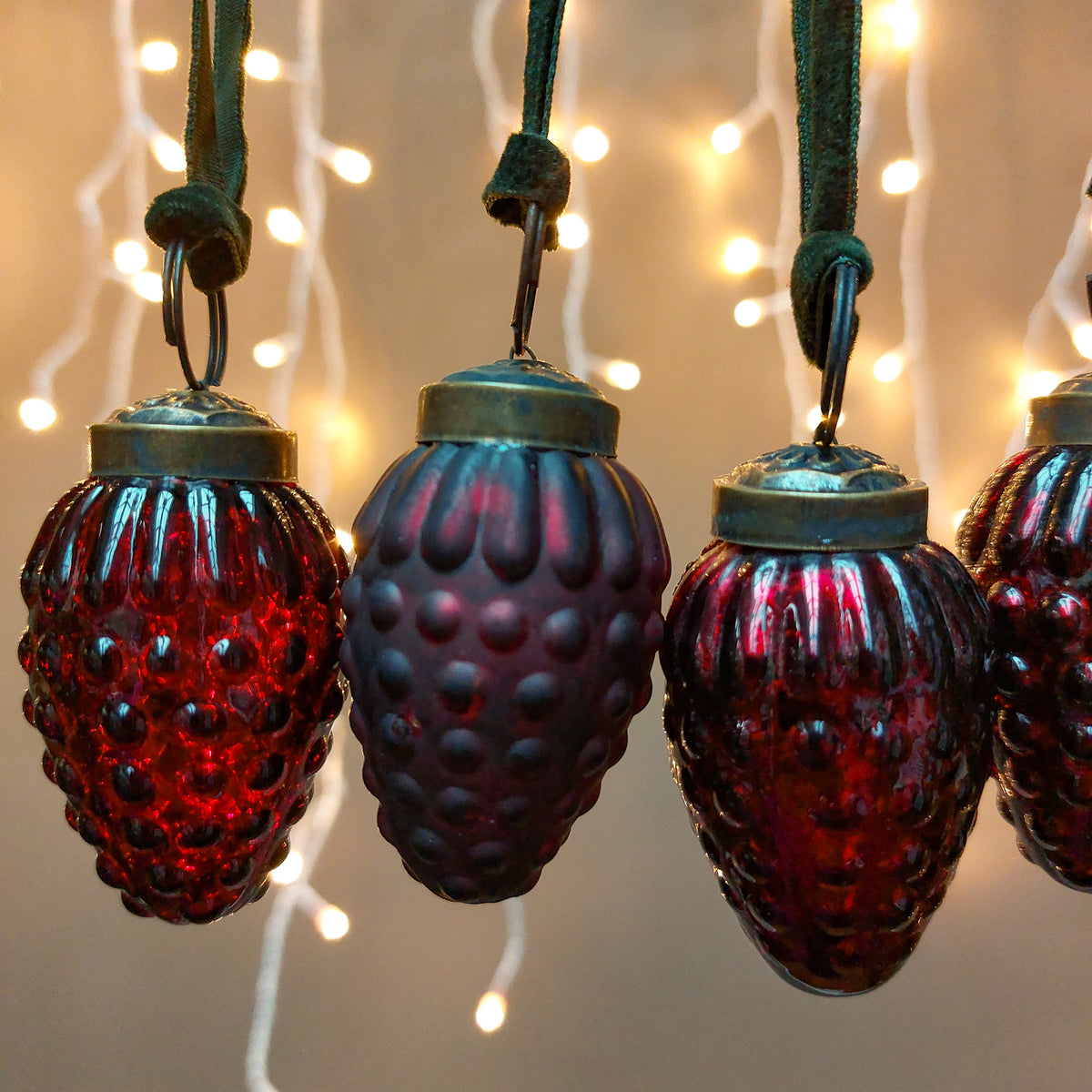 Angoor Red Handcrafted Recycled Glass Baubles | Anav